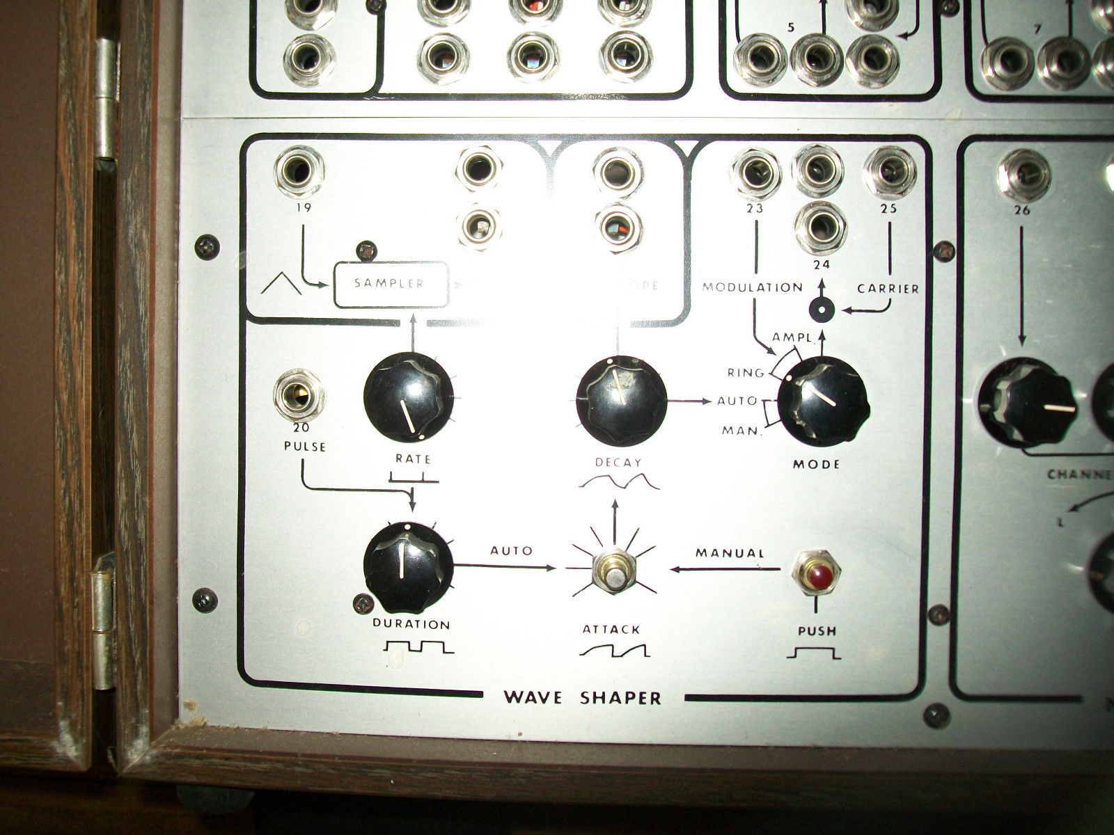 MATRIXSYNTH: ElectroComp Model EML - 200