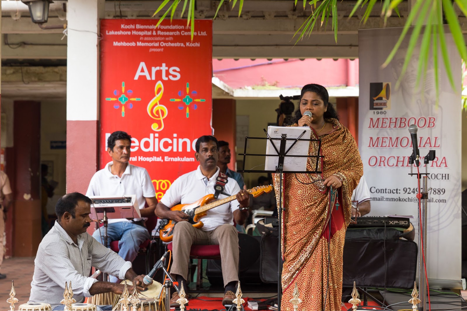 Singer Minmini Images : She was born on 12th august 1970 at keezhmadu ...