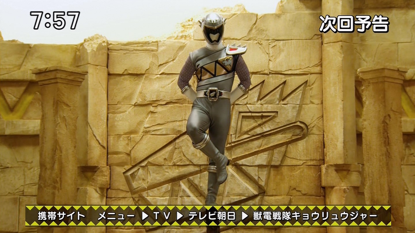 Henshin Grid: Kyoryuger 16 (Preview pics of KyoryuGray and Navy)
