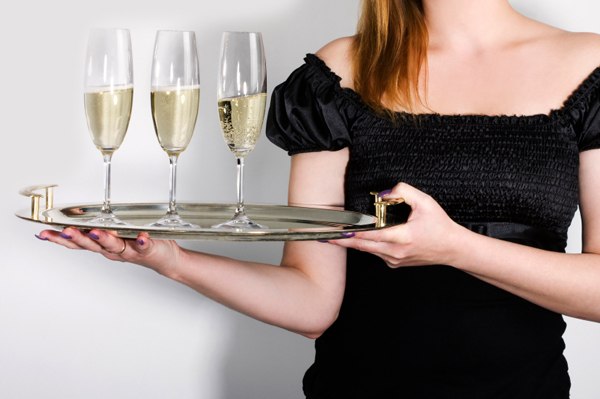 Adecco ofrece curso de garzónes(as) de forma gratuita - One Noticia