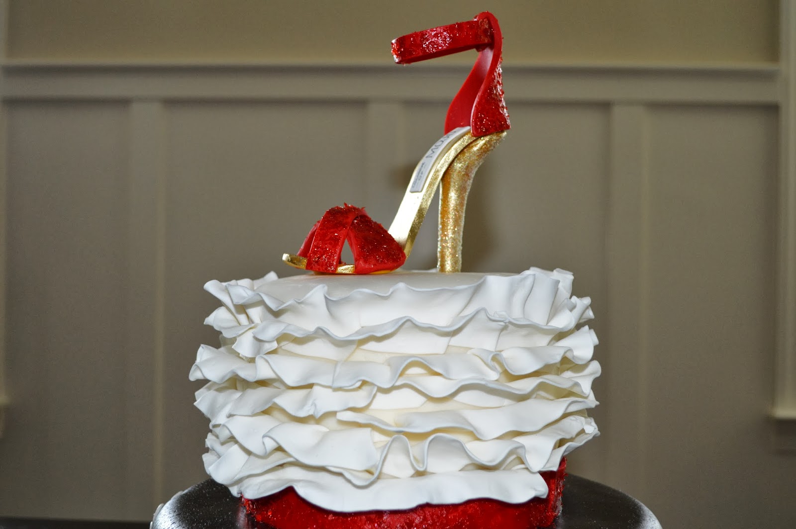 Cake Geniuses: Black, White and Red Shoe Cake