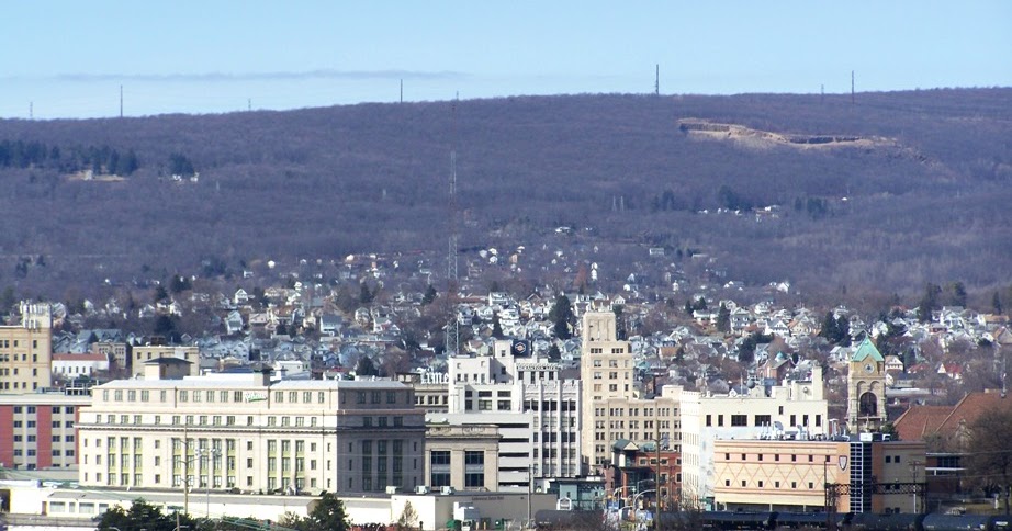 Frank's Place: Scranton Skyline