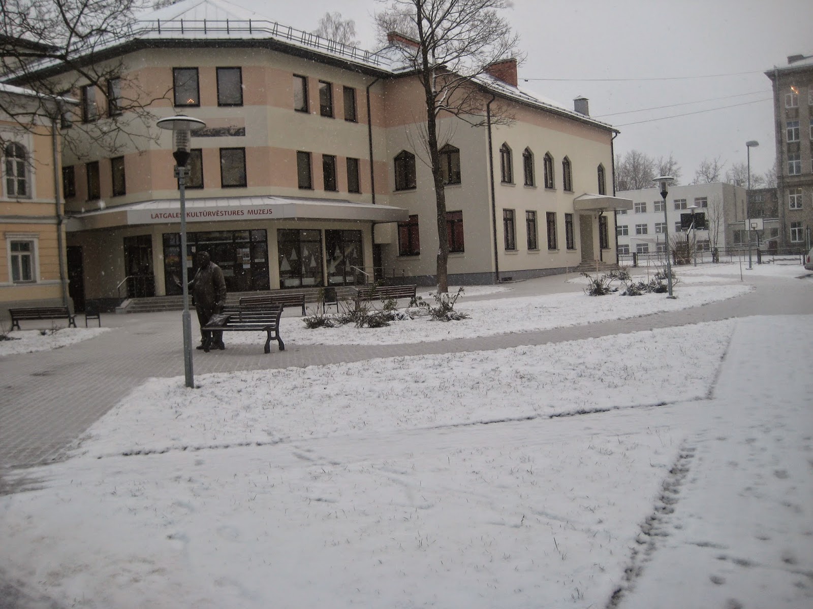 My EVS in Latvia: Snowing in Rezekne!! / Nevada en Rezekne