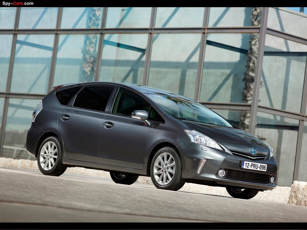 2013 Toyota Prius Plus | Toyota Cars