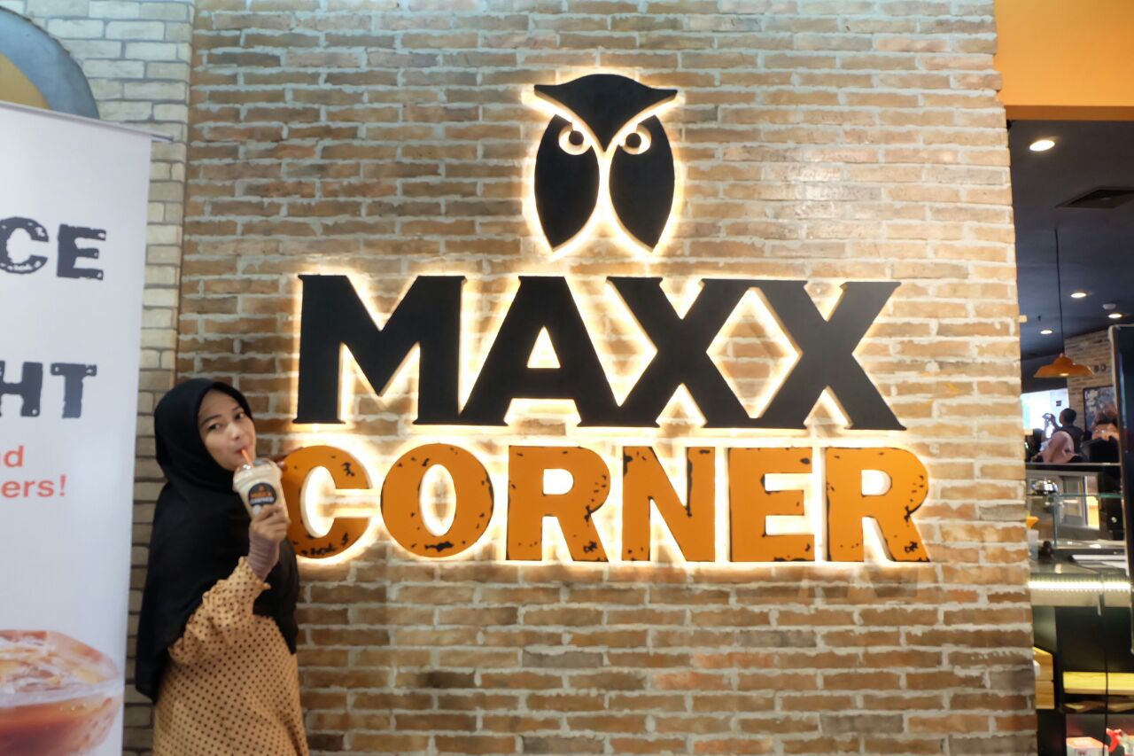 MAXX Corner: Tempat Ngopi Nikmat dengan Harga Hemat | Diary Novitania