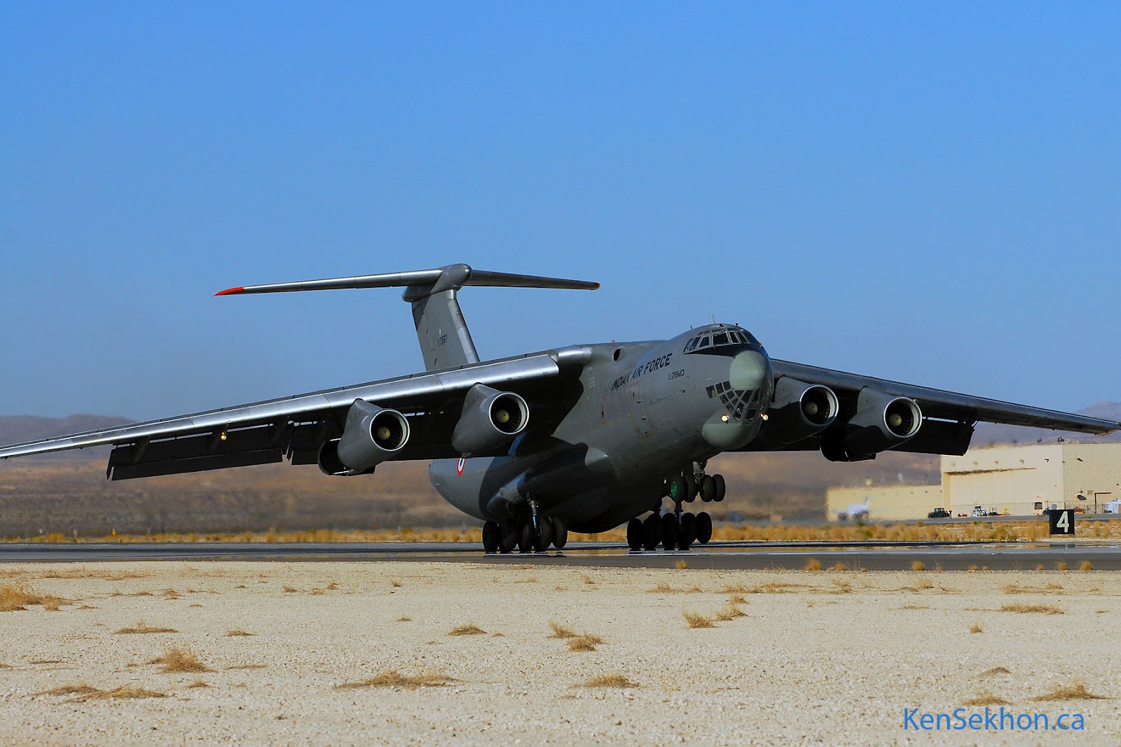 Defence Horizon: Ilyushin Il-76