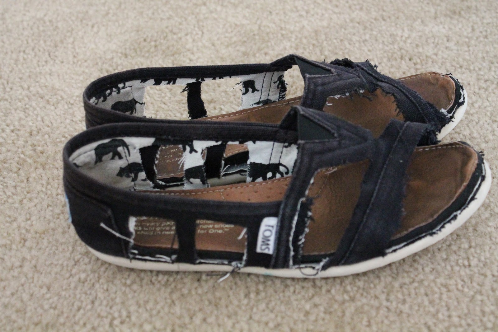 Everything Emily: DIY Toms Sandals!...