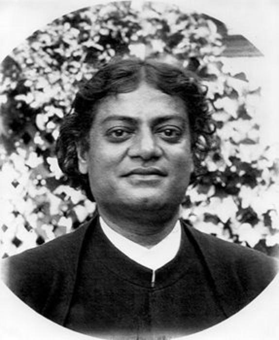 srsshimoga: Vivekananda = rare photos