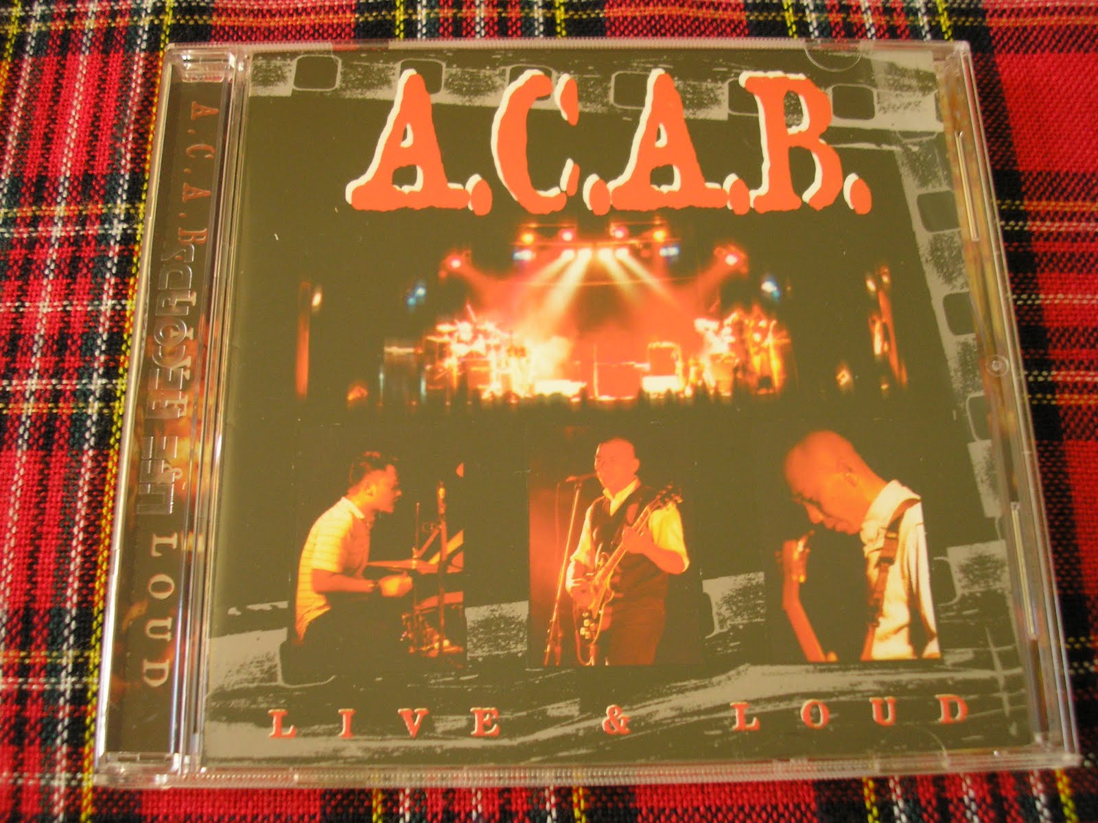 HIERO A FONDO: A.C.A.B. "Live & Loud"