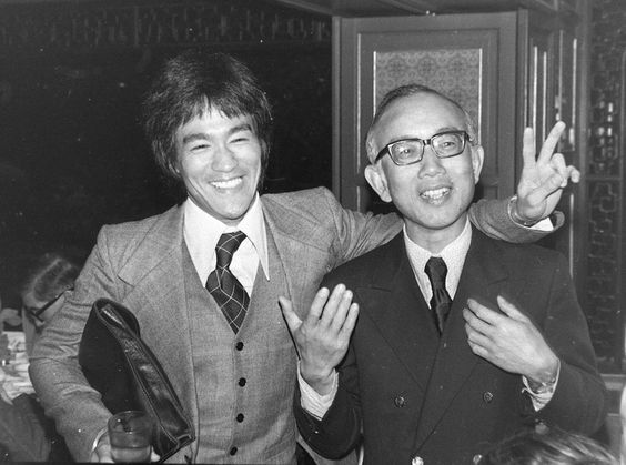 Bruce Lee In Focus: A MORTE DE RAYMOND CHOW (POSTAGEM EXTRA!!!)