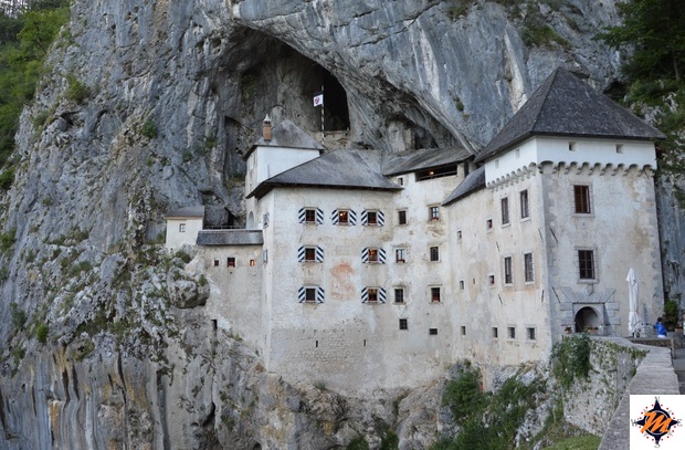 Una giornata in Slovenia: le Grotte di Postumia e il Castello di Predjama