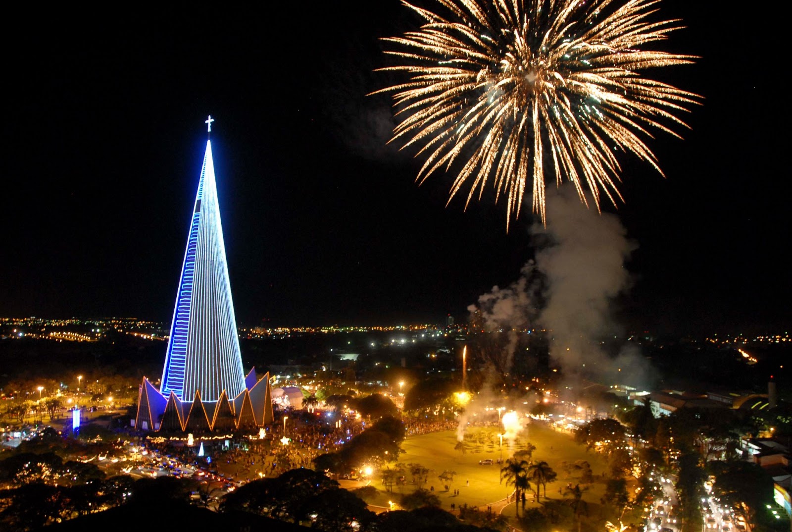 Aqui no Paraná é Assim: Maringá - "Cidade-canção" "Cidade verde".