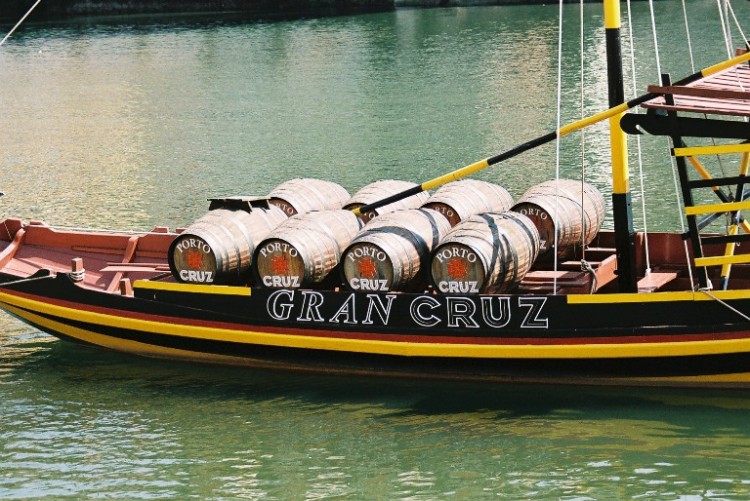 O Mundo em Viagem: Viagem de Barco pelo Rio Douro - Porto