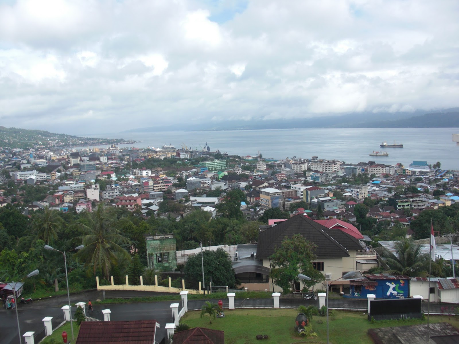 Wisata Sejarah : Ambon Manise 1 | Irhash's Cluster