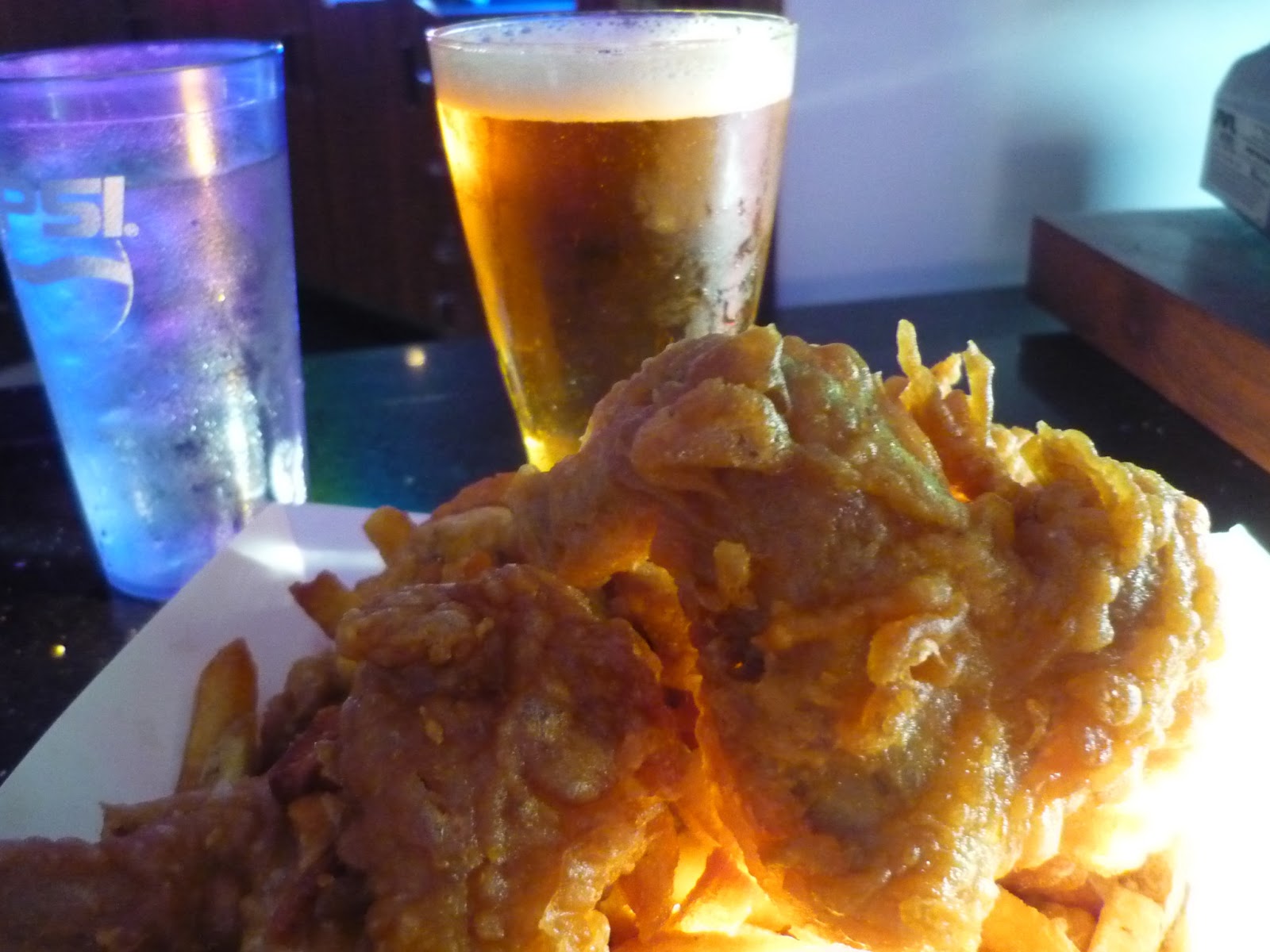 Smokin' Chokin' and Chowing with the King: Fried Chicken Fling