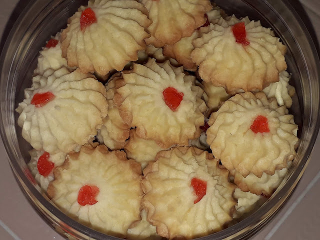 Cooking Pleasure: CNY 2019 - BUTTER COOKIES