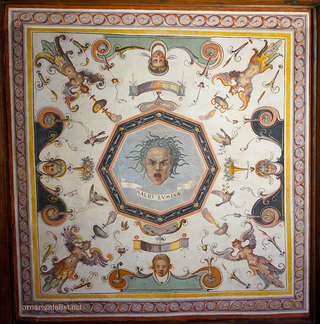 The Ornamentalist: Grotesque Obsession: Pulchrior in Luce