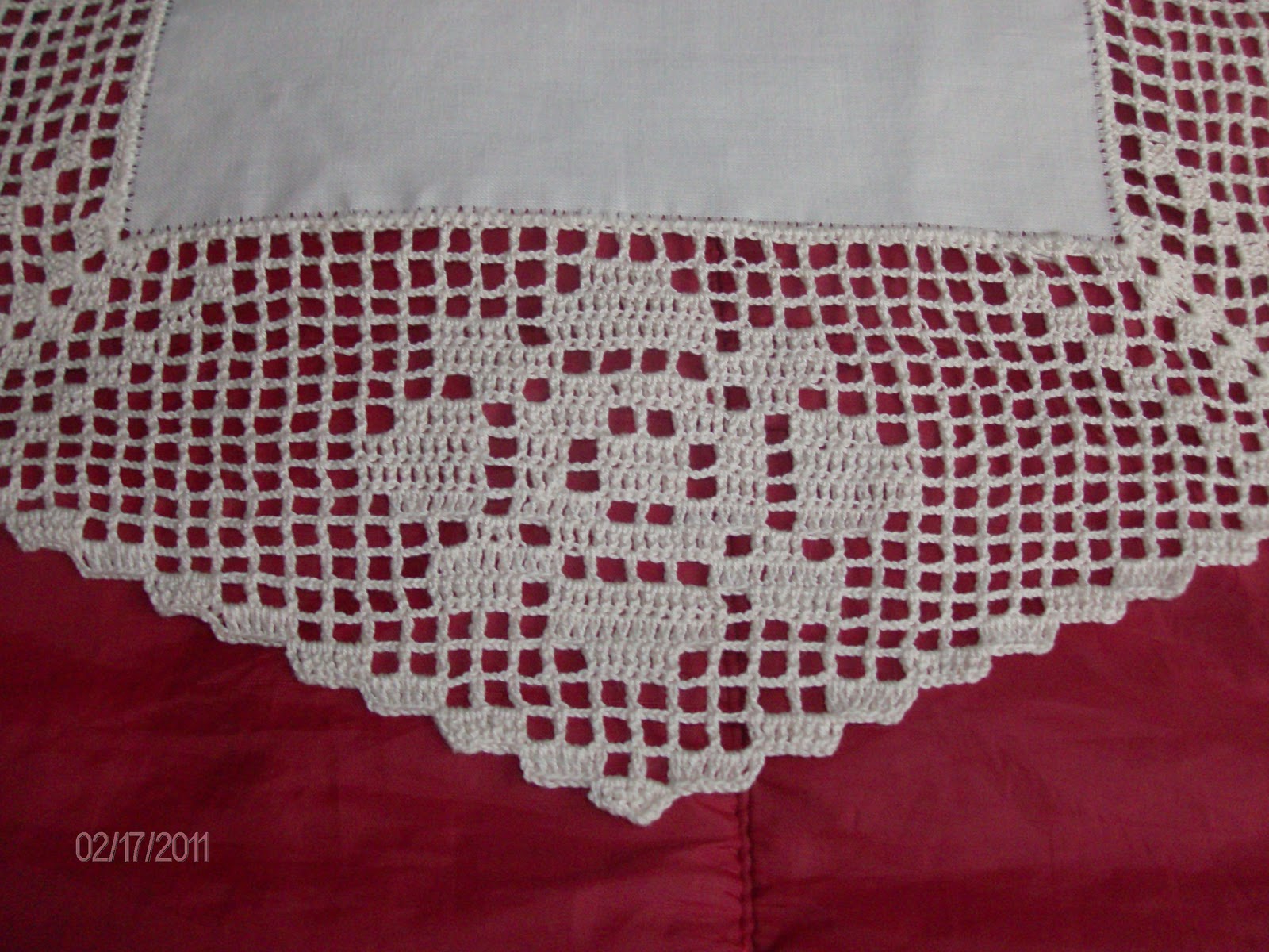 Os meus Hobbies... passatempos.: Naperons com tecido e renda