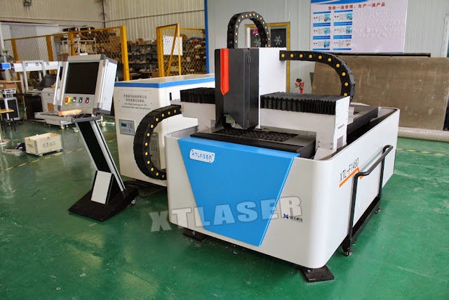 300W small working area mini fiber laser cutting machine