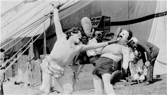 Pat Cashin's CLOWNALLEY: BOXING GAG: Chesty Mortimer & Billy Denaro (1930)