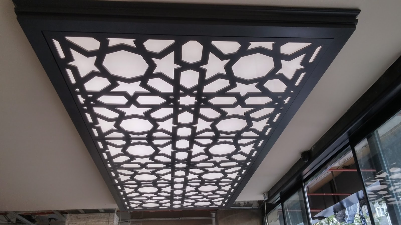 Şirin Mobilya: Tavan Dekoru