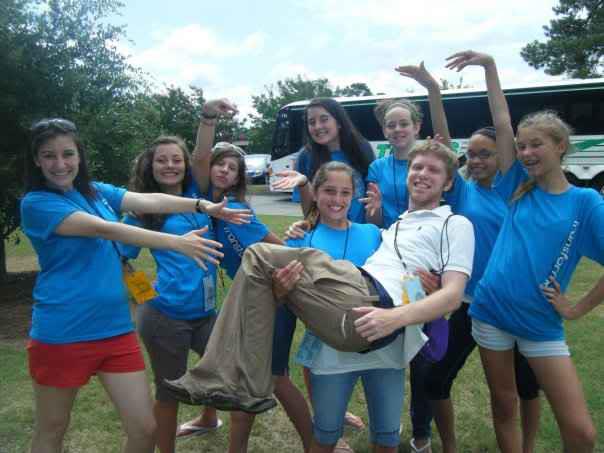 Strong Lift and Carry Photos and Videos - Strong Muscular Girls Lift ...