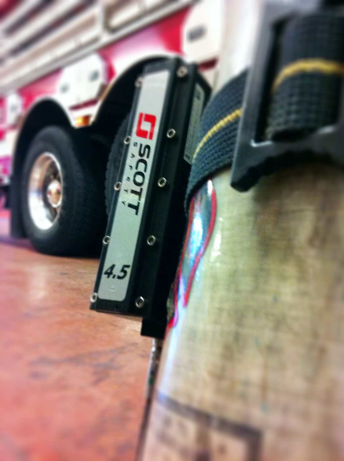 Brentwood Fire and Rescue: Station Life: The Self Contained Breathing ...