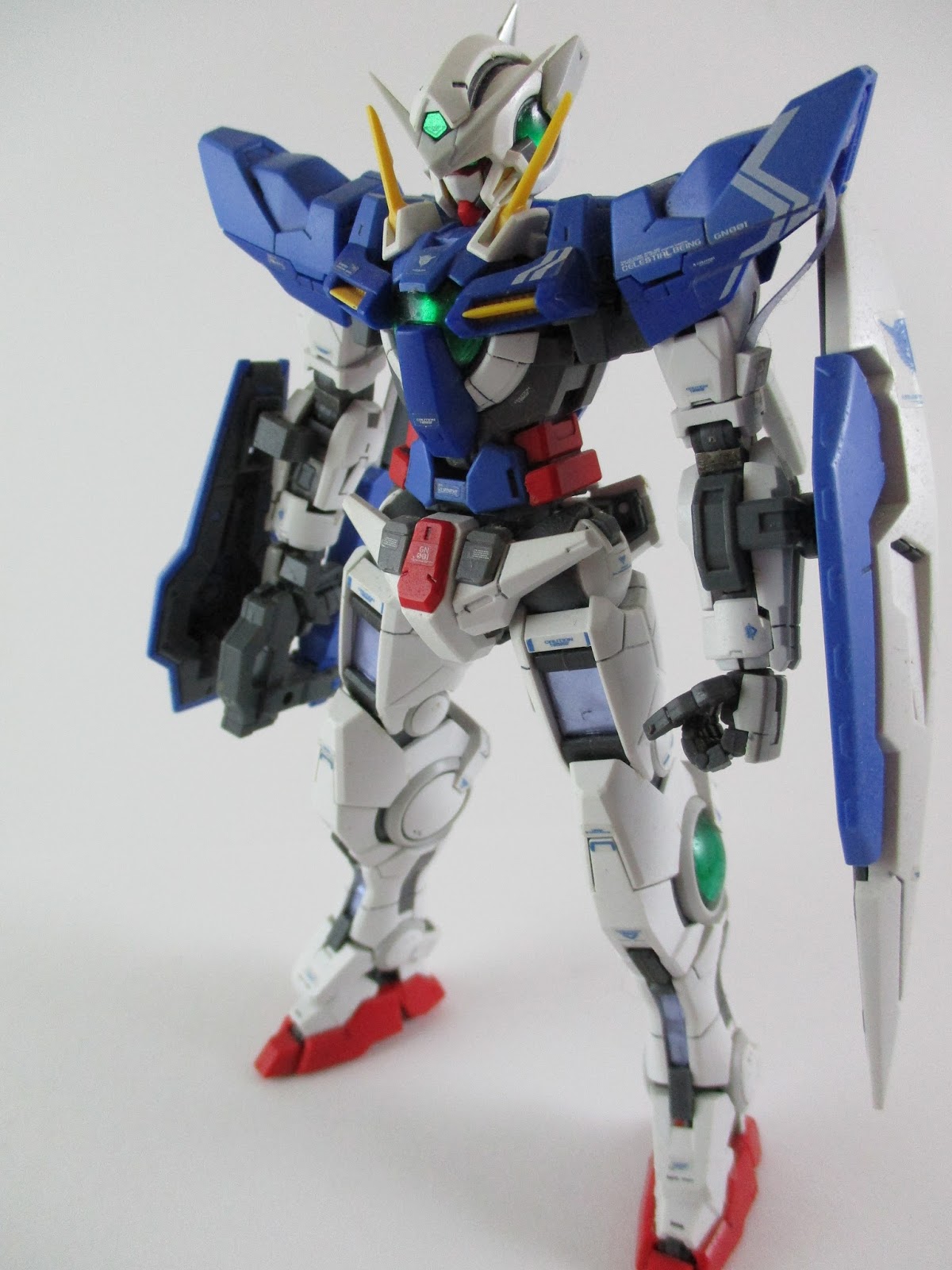 Lightning Quantum's Base: RG 1/144 Gundam Exia Gallery