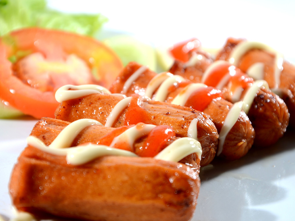 Tips Travel dan Hotel voucer: Rumah Sosis Bandung Kota Batu,Rajanya Sosis