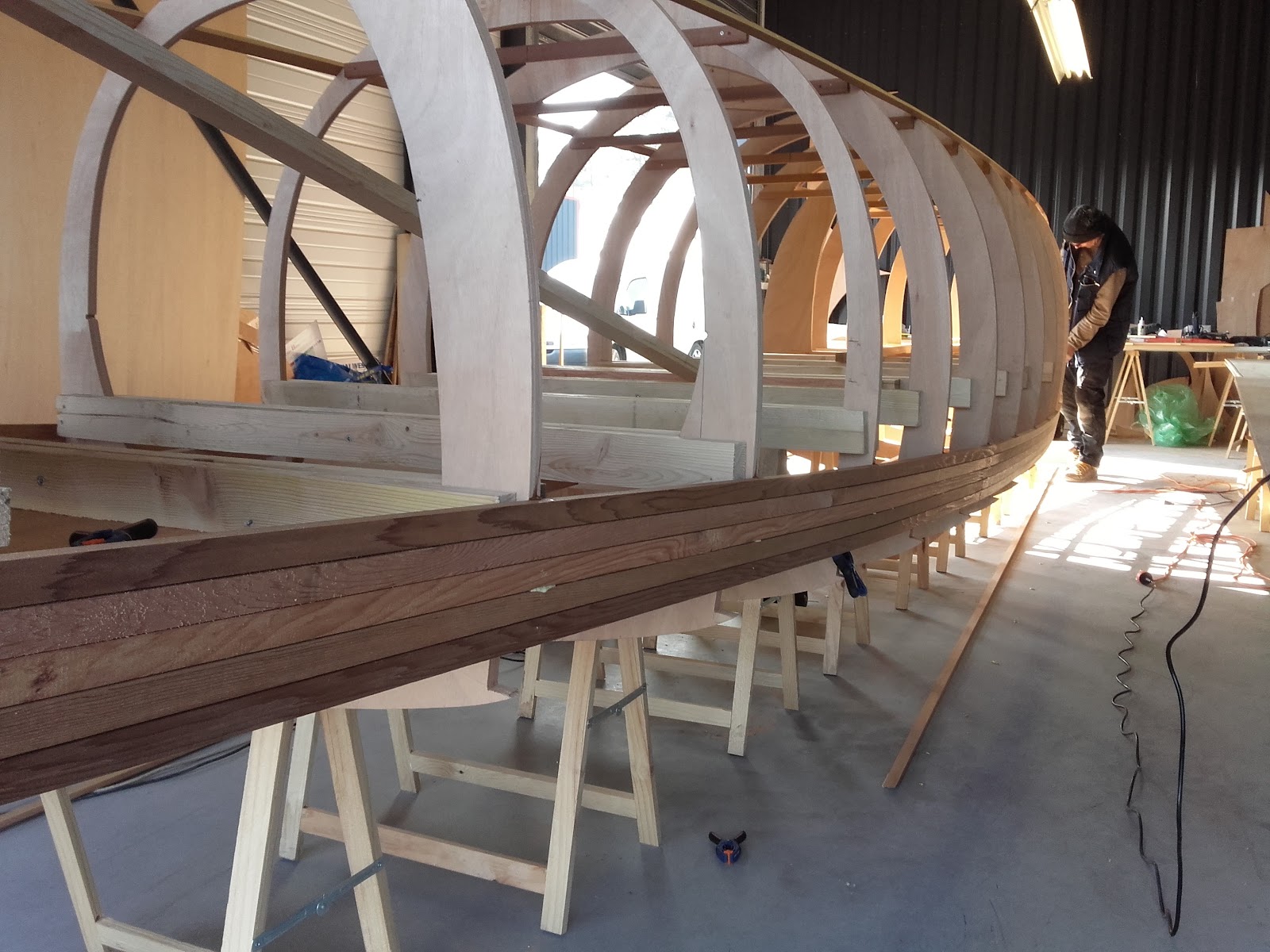 Construction strip planking du Mahi-Mahi 2, cata open de 9×6m, modèle ...