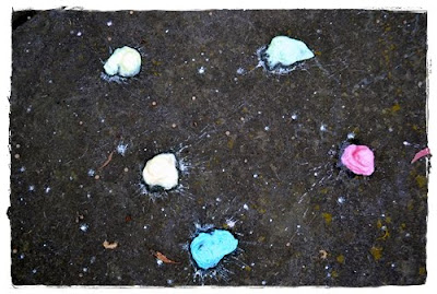 Half Done Mum: Home made shooter + Side Walk Paintballs = Awesomeness!!!