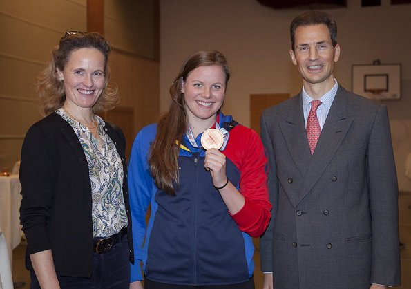 Prince Alois and Princess Sophie congratulated swimmer Julia Hassler