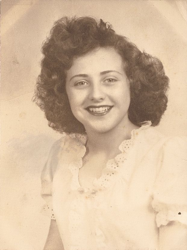 Jollett Etc.: Mary Eleanor Davis Slade - A Beauty for All Ages