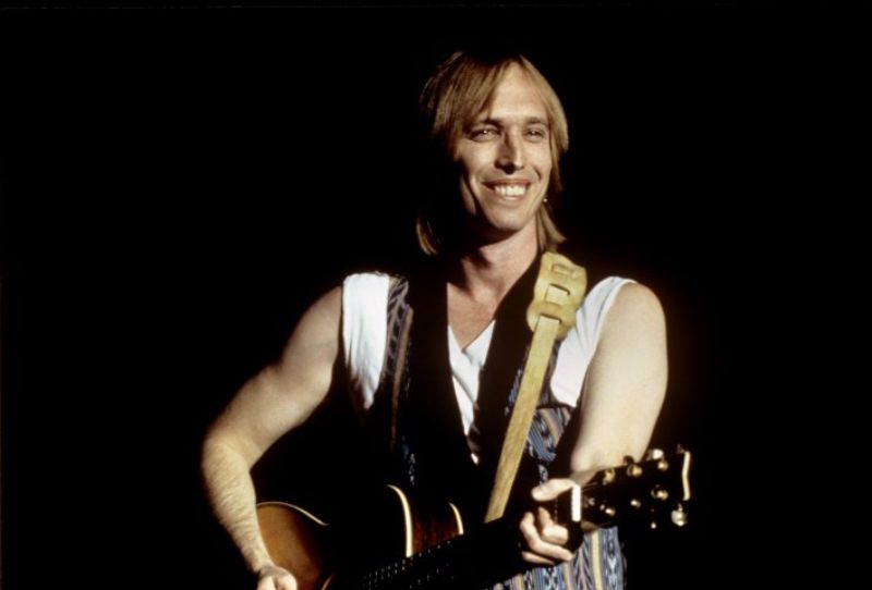 Rest In Peace Tom Petty! Here Are 20 Fascinating Photos of the Frontman ...