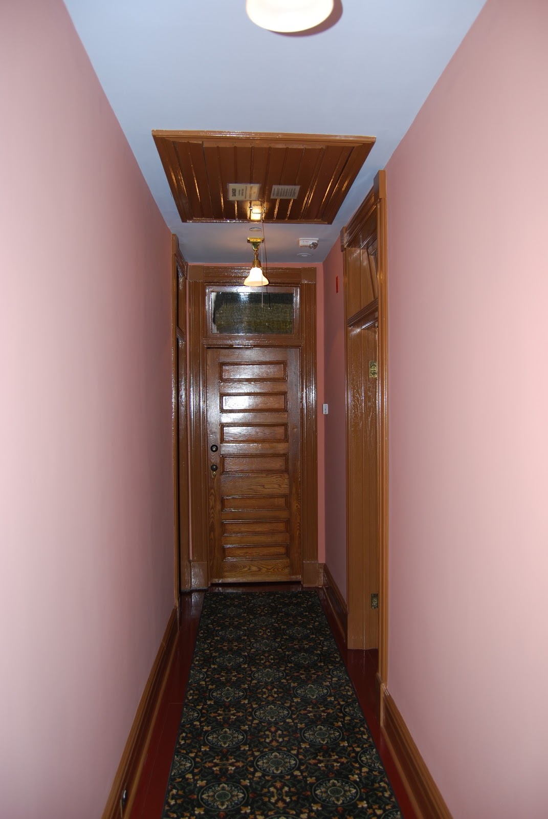 Out of the Dark: The Ghost Hunting Chronicles: Lougheed House, Calgary ...