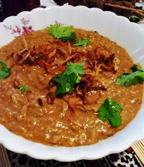 Rania @ Work with sugar'n spice: Spicy Tikka and Vegetable Skewers