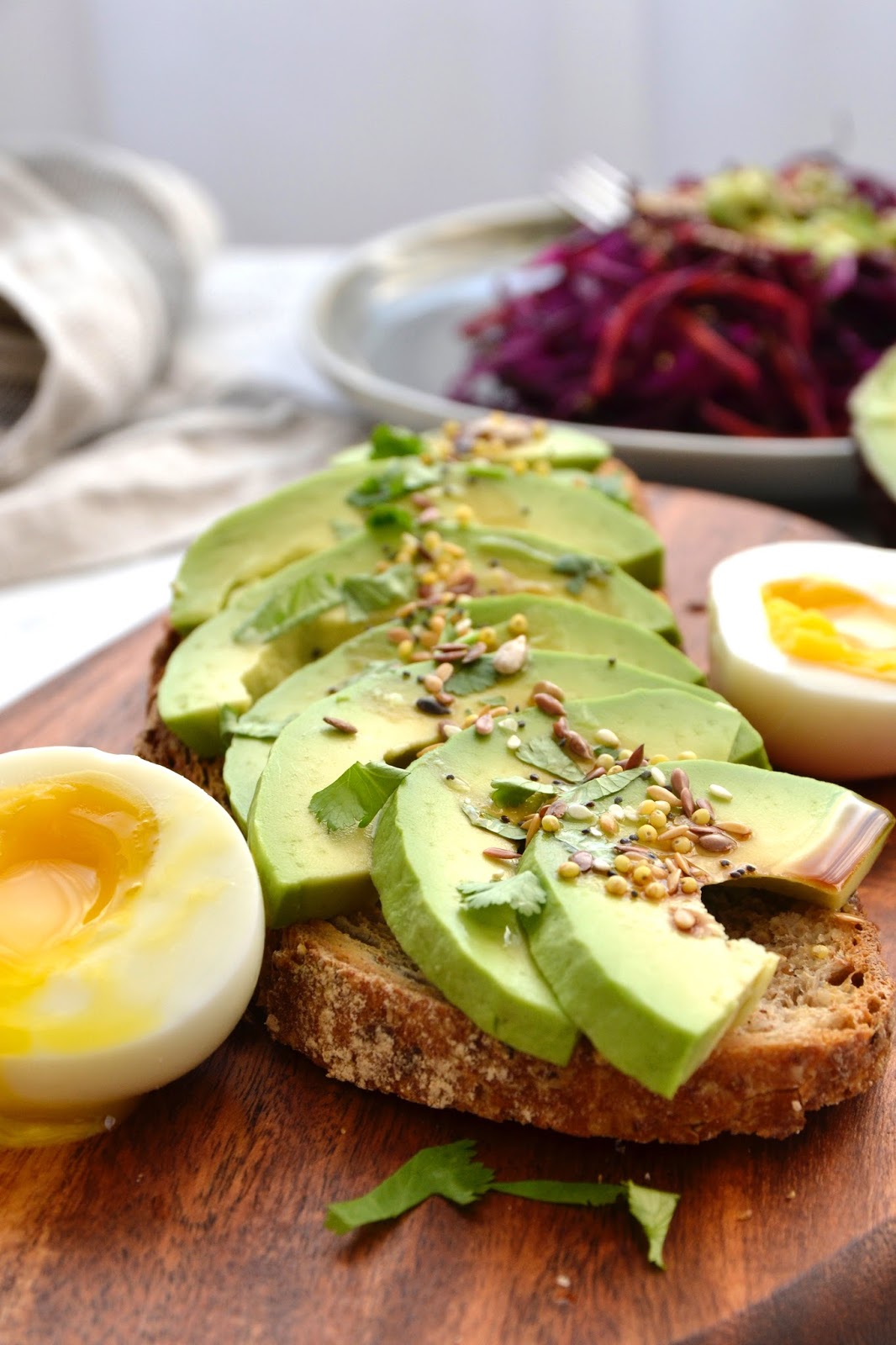 Simple comme le parfait toast à l'avocat