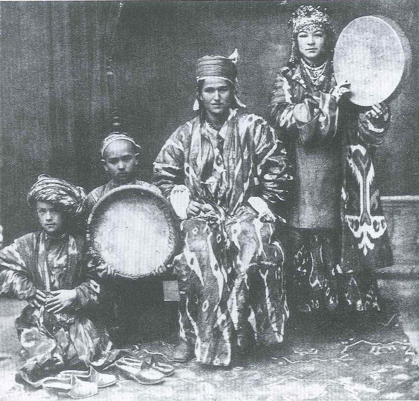 From nomads to settlers: Weaved Clouds of Central Asia