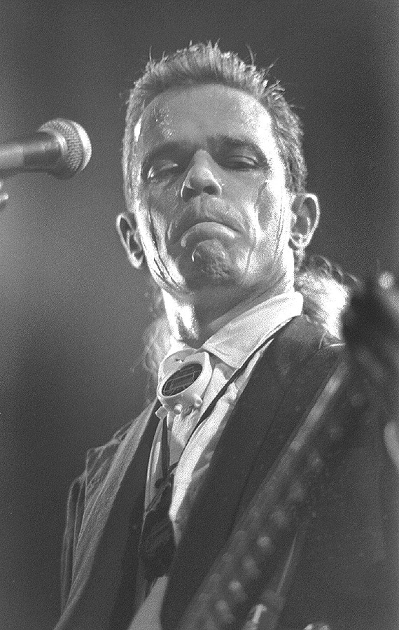 some old pictures I took: Wire