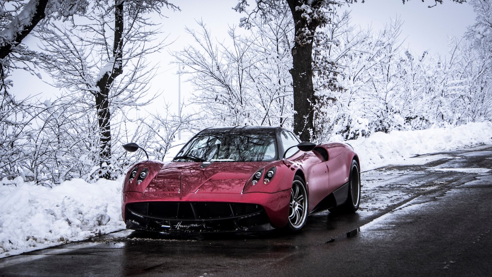 Prototype 0: Pagani Huayra on the snow