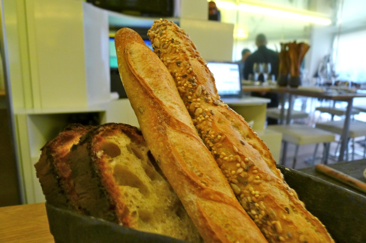 HUNGRY HOSS: L'Agapé Substance, Paris