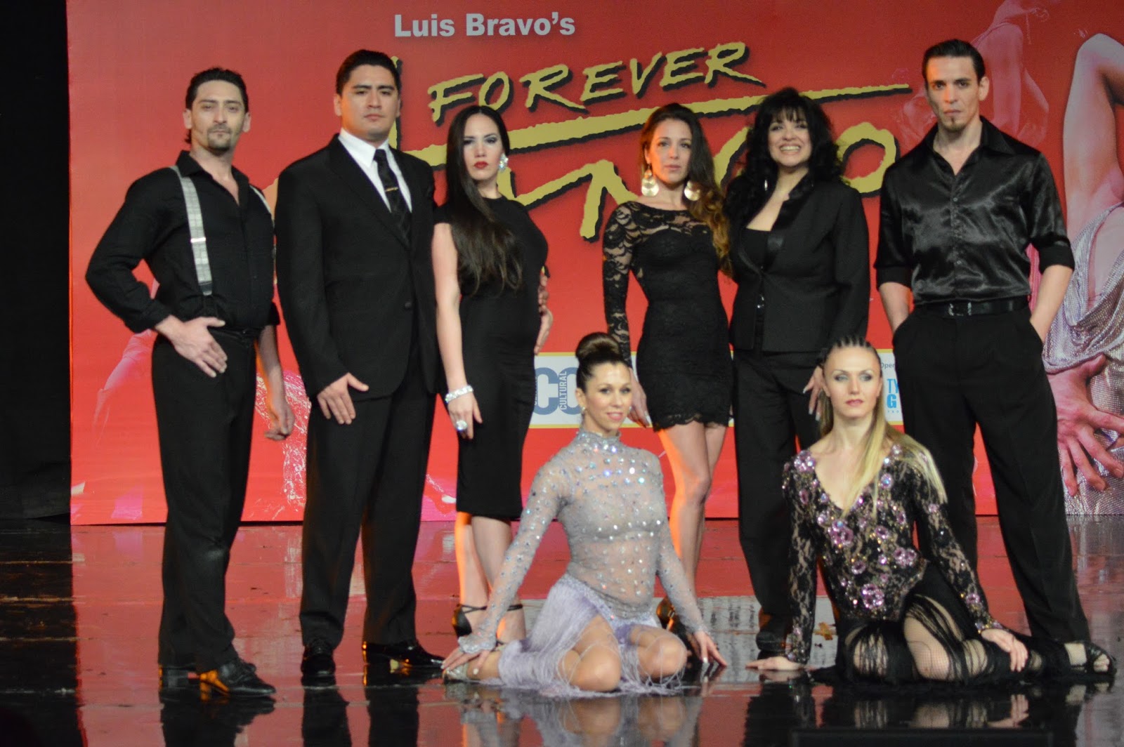 Unileventv: FOREVER TANGO SE PRESENTA EN EL CENTRO CULTURAL 1 ESTE 15 ...