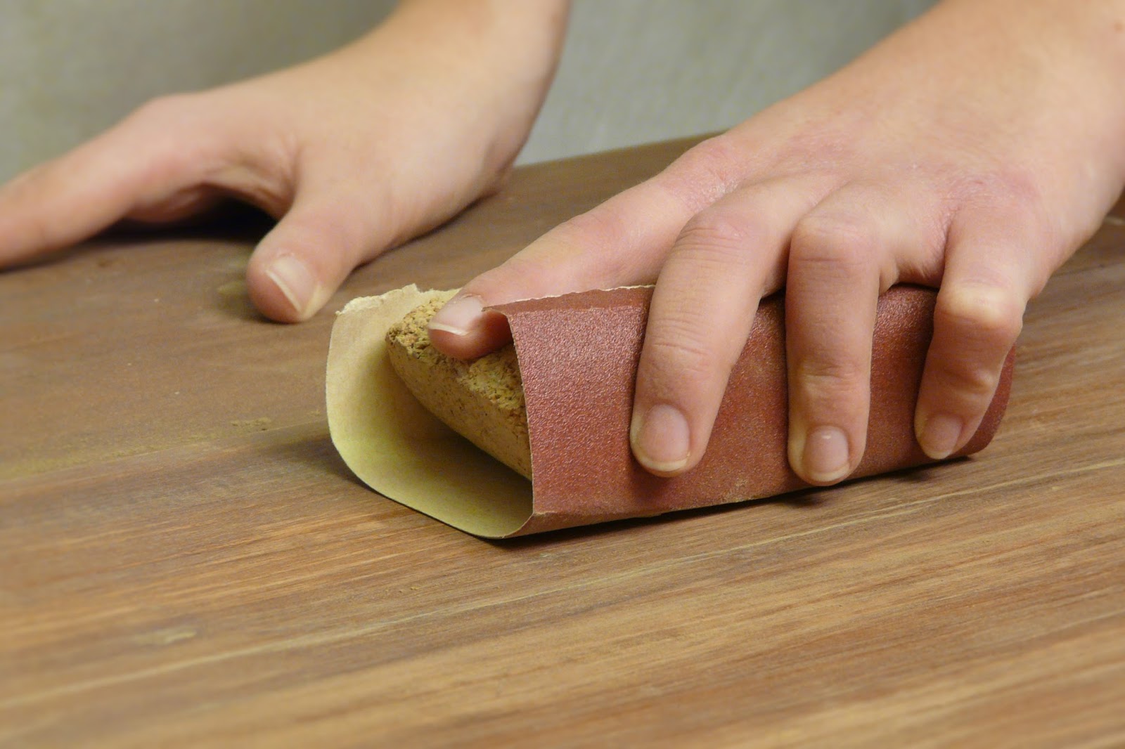 Dekoelement: Holz und Möbel richtig schleifen