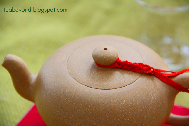 Tea Beyond: Tea 101-How to care for teapots