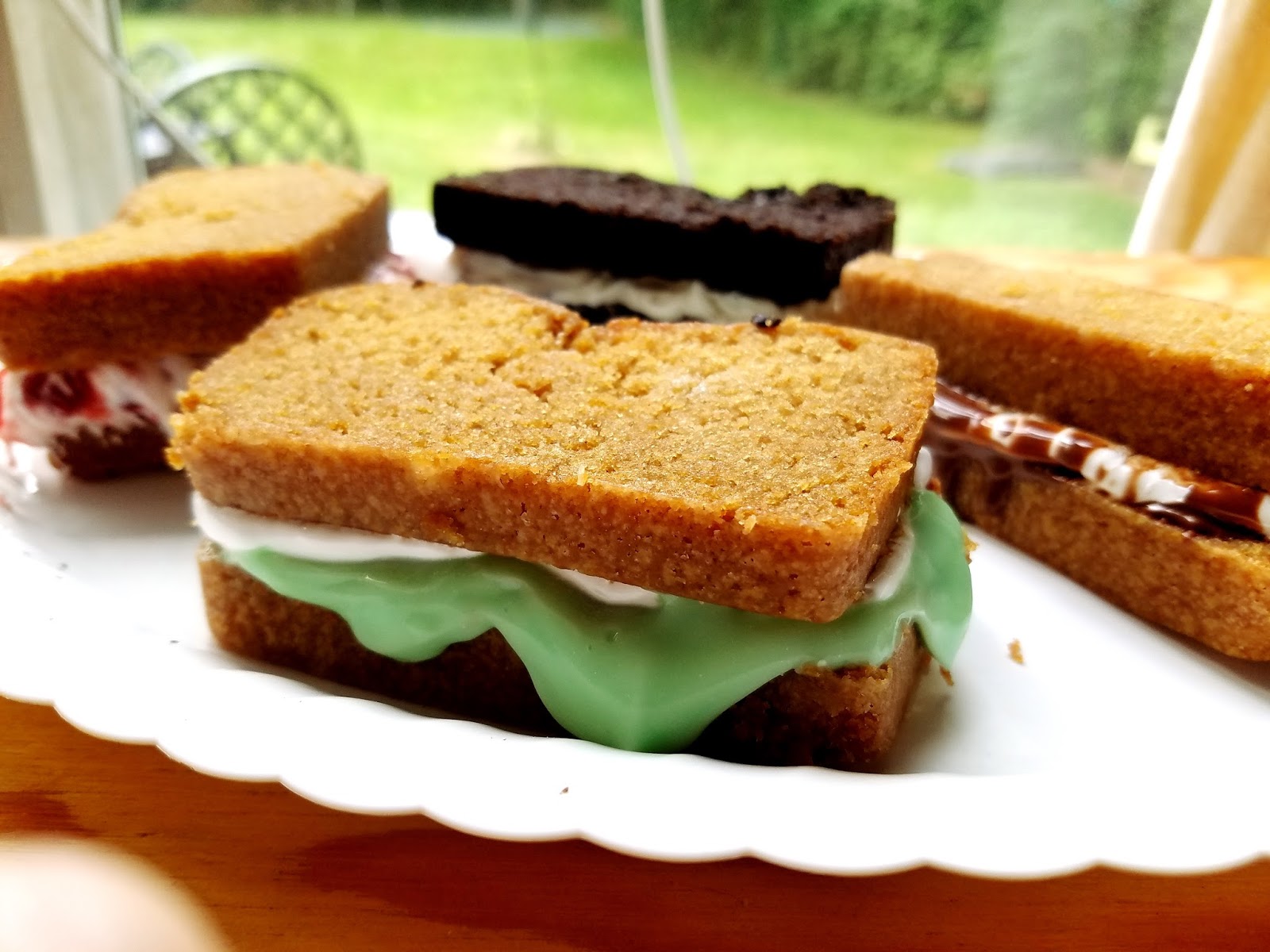 Dessert Sandwiches ~ Preesi ... Food Whore