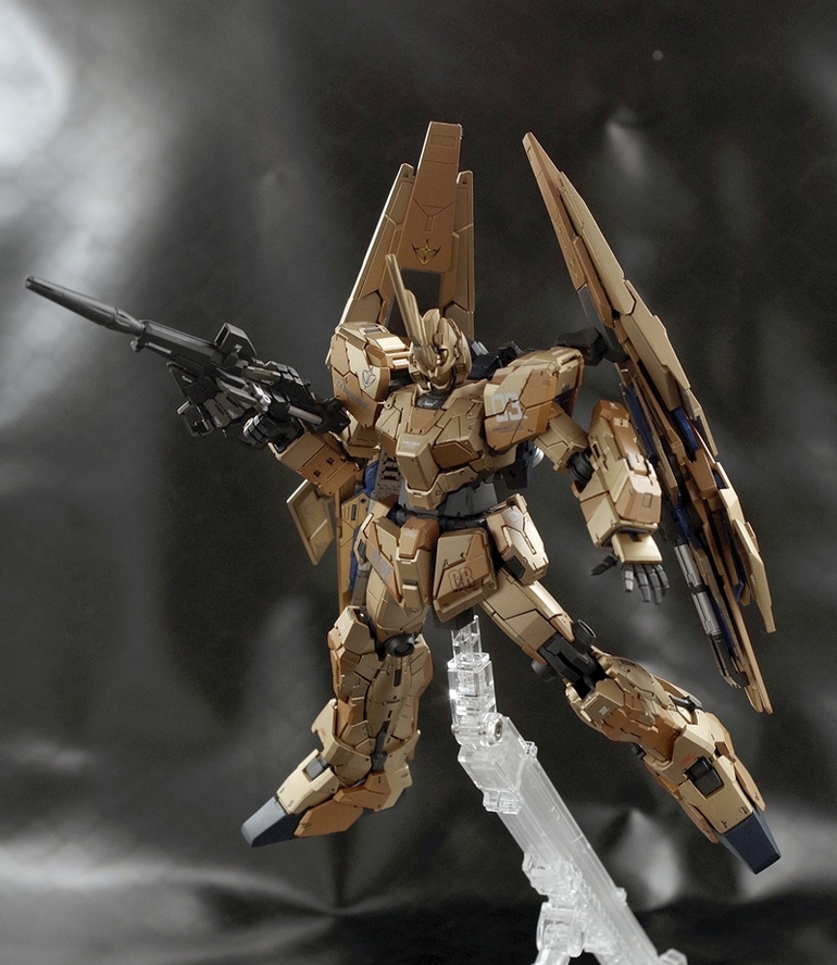 Custom Build: RG 1/144 Unicorn Gundam 03 Phenex
