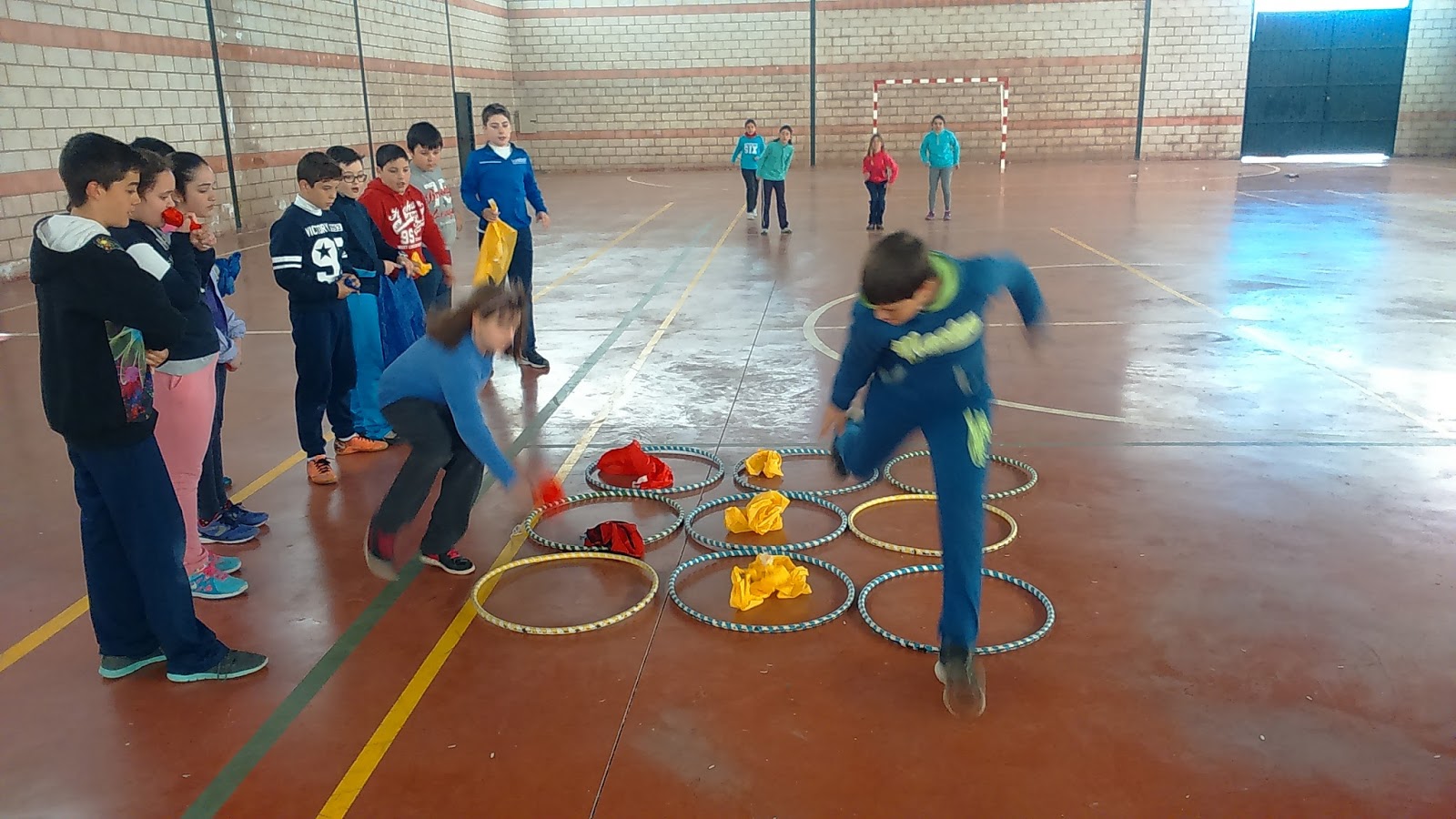 ¿Te mueves conmigo?: ¡¡Jugamos al 3 en raya!!