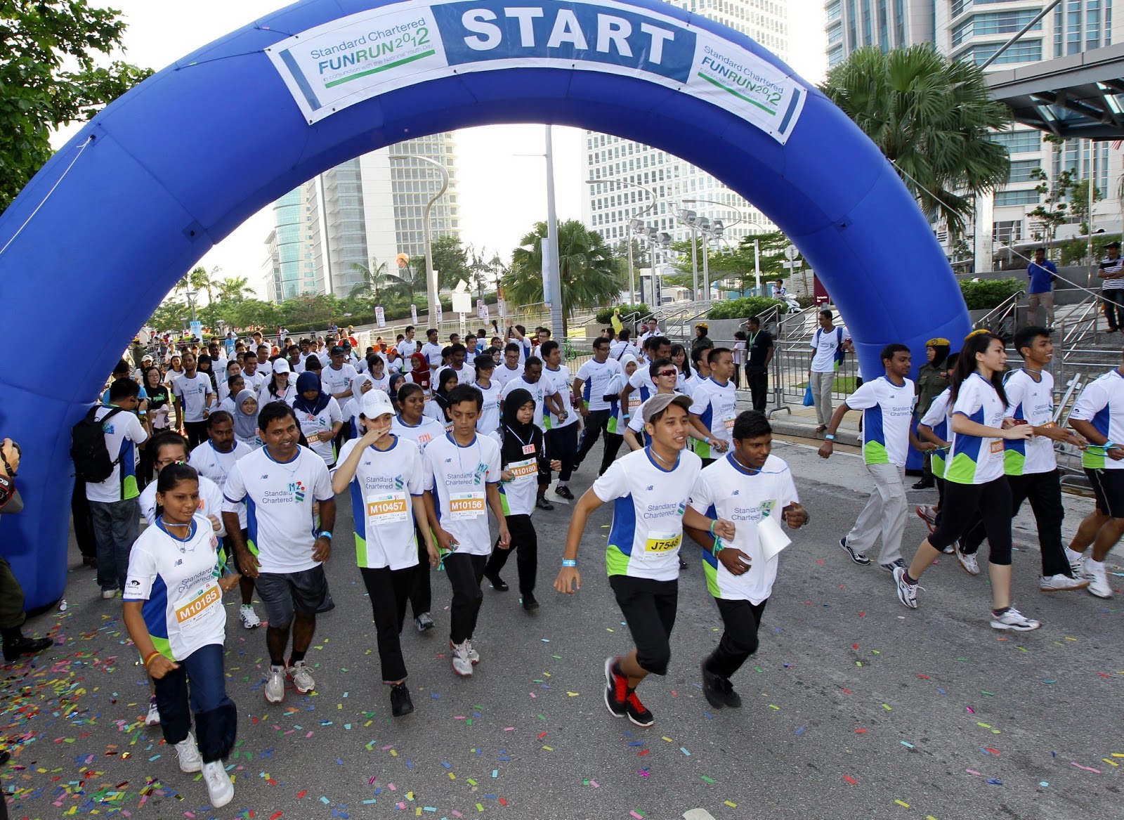 RUNNING WITH PASSION: Standard Chartered Fun Run 2013 @ Putrajaya