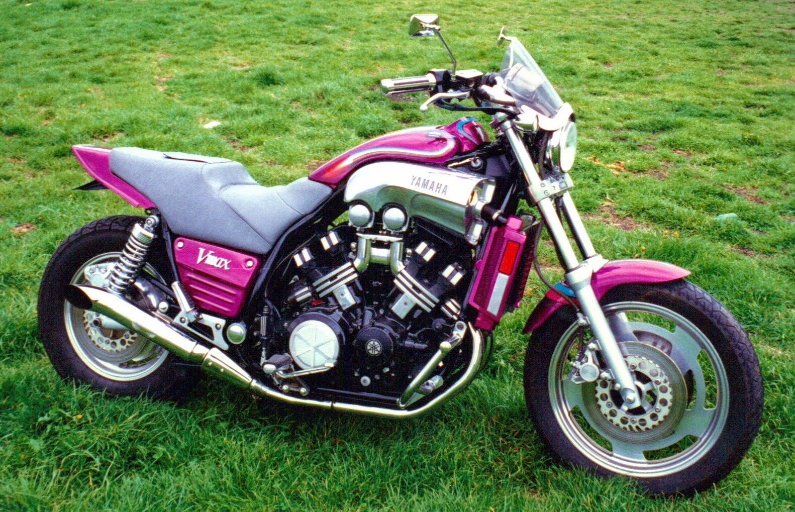 Y.C. Design: DEBUT DE L'ERE VMAX