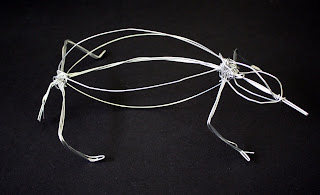 sarah bell smith: Wire armatures